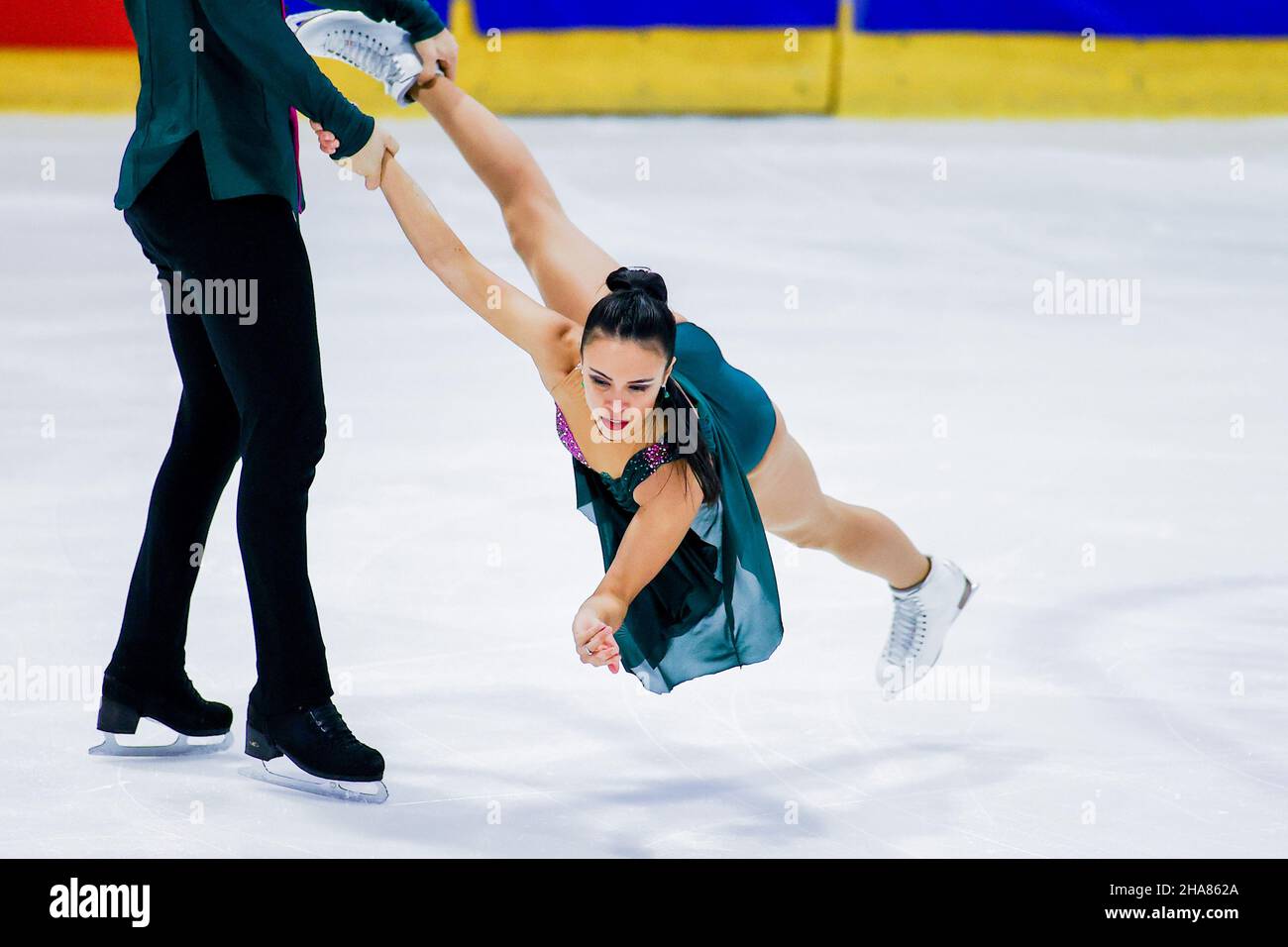 Neuss, Germany. 11th Dec, 2021. Figure Skating: German championship ...