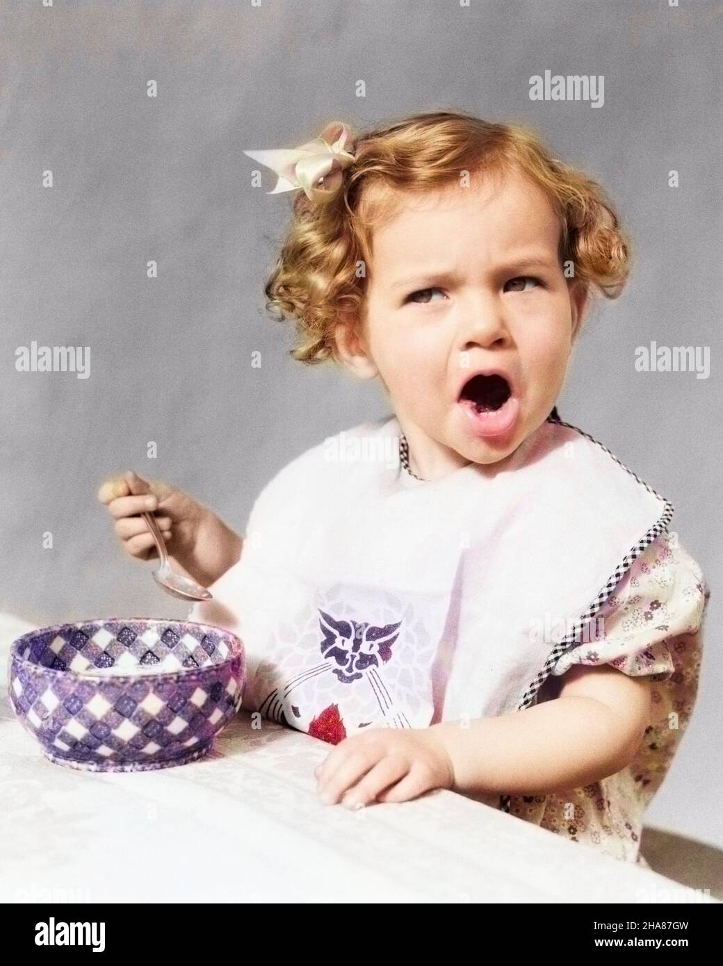 Talking loud children hi-res stock photography and images - Alamy