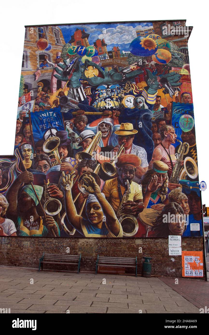 London dalston mural hi-res stock photography and images - Alamy