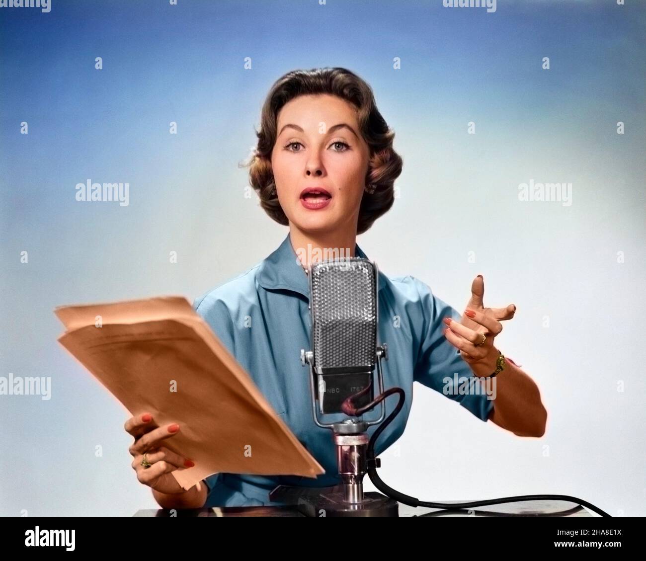 Performers 1950s hi-res stock photography and images - Alamy