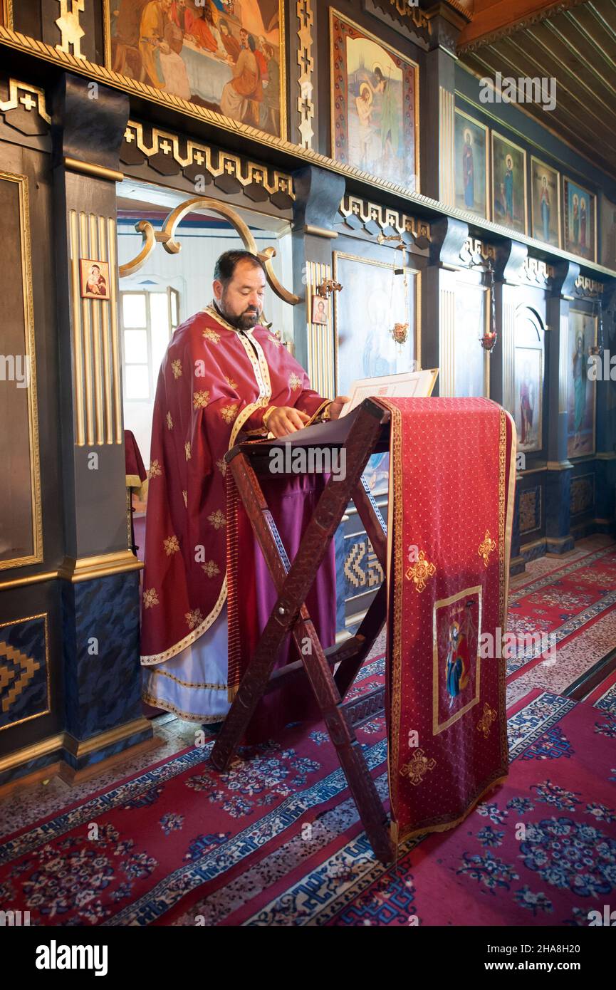 Religious priest during church service. Authentic religion spiritual ...