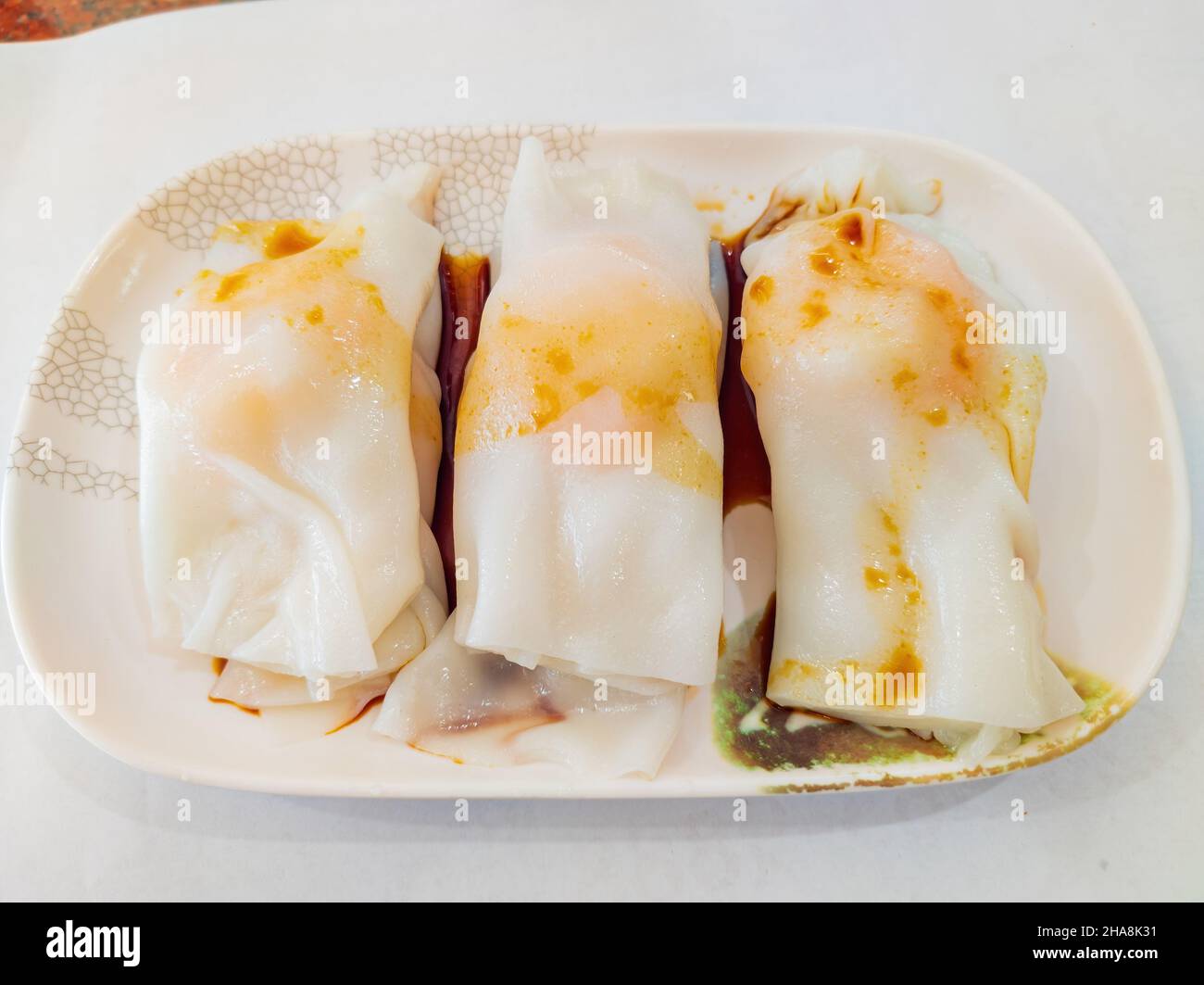 Shrimp dumpling hi-res stock photography and images - Alamy