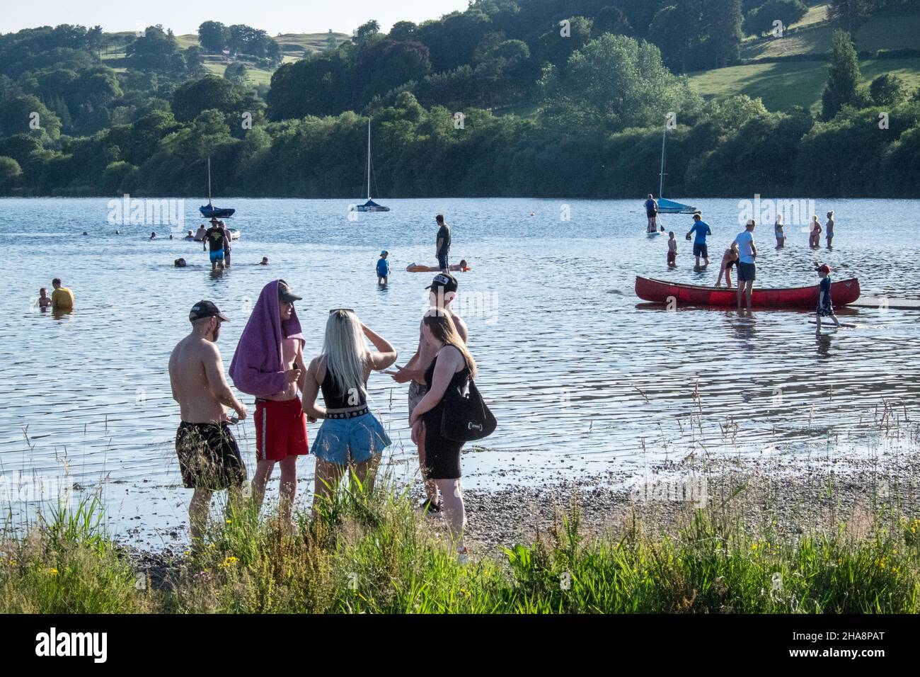 Lake bala canoe hi-res stock photography and images - Alamy