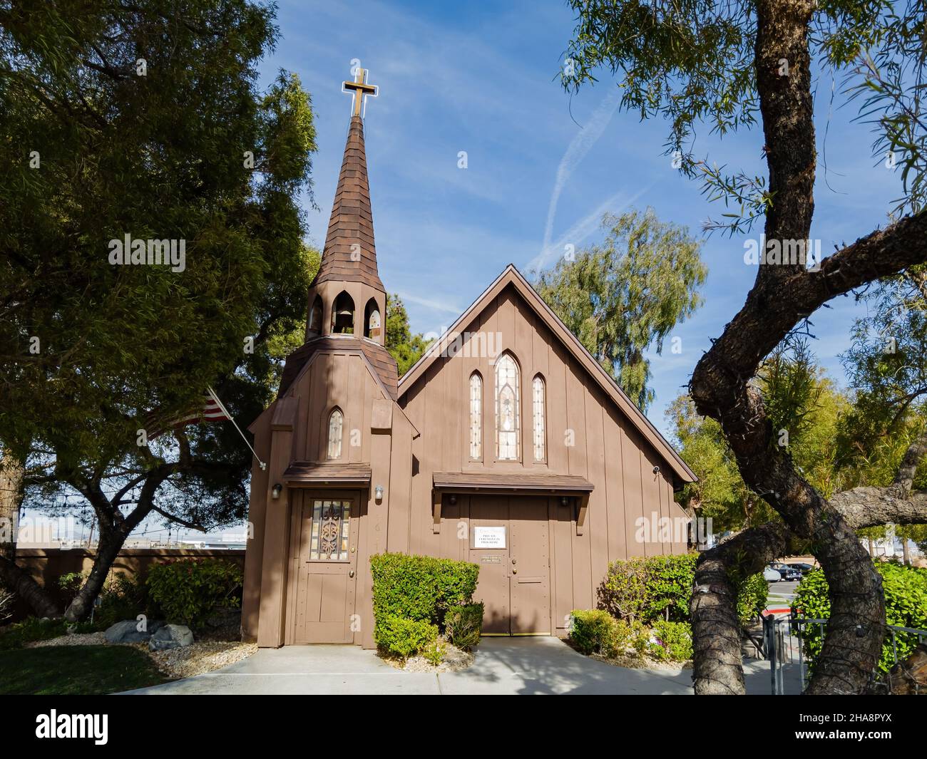 Las Vegas, MAR 19 2021 - Exterior view of The Little Church of the West ...