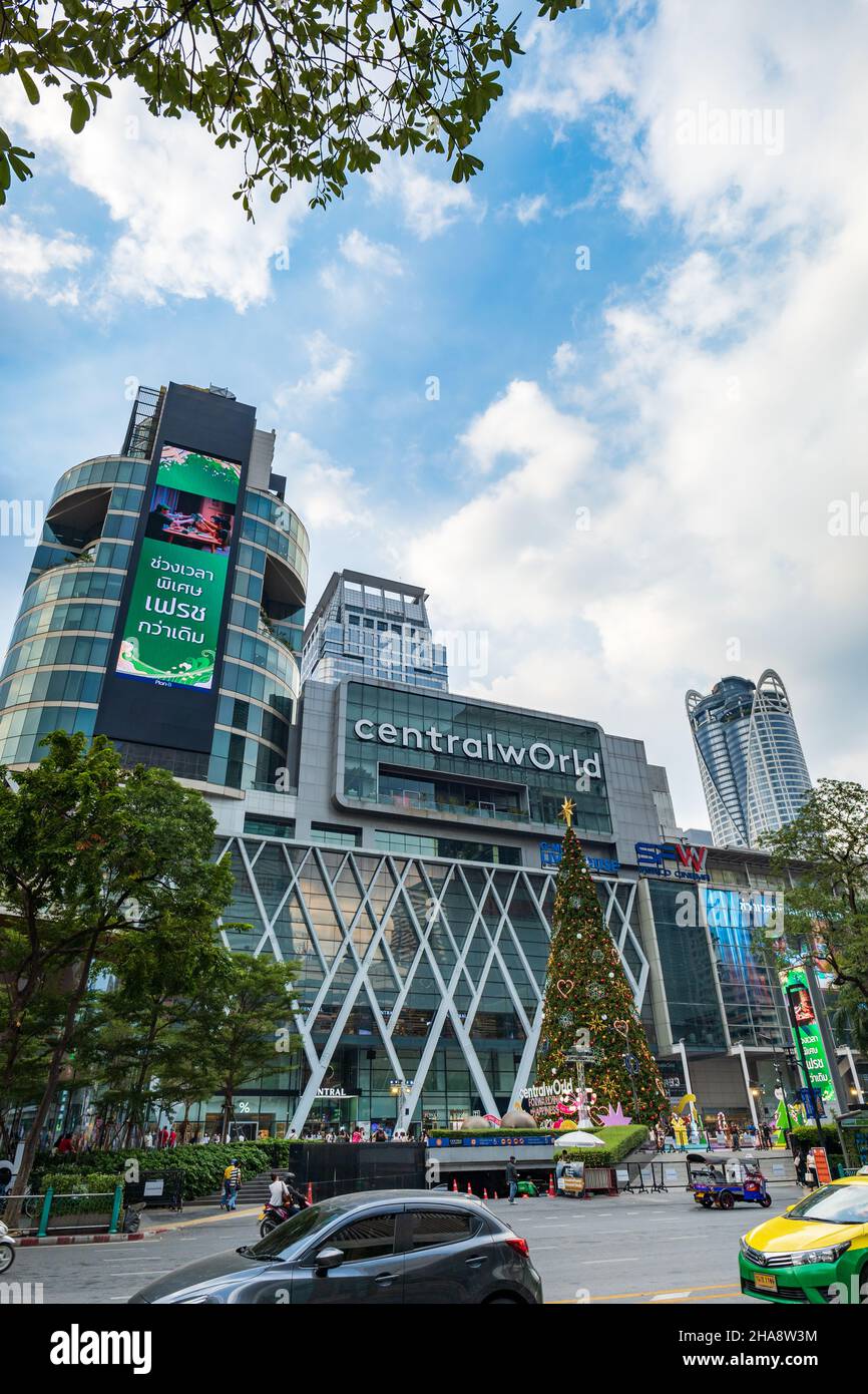 Zen Central World Logo