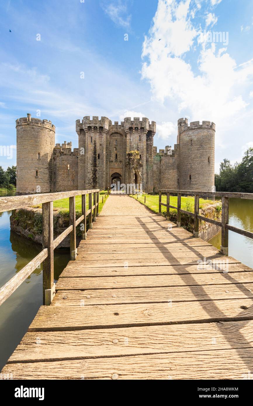 view across bridge of 14th-century moated Bodiam castle near ...