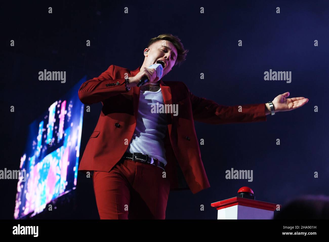 NO ARCHIVE NO SALES EDITORIAL USE ONLY Max Balegde on stage during day ...