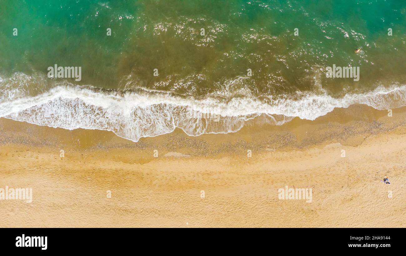 Tropical beach wave retro style Stock Photo - Alamy