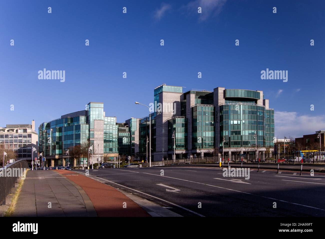 Harbor wharf in dublin docklands hi-res stock photography and images ...