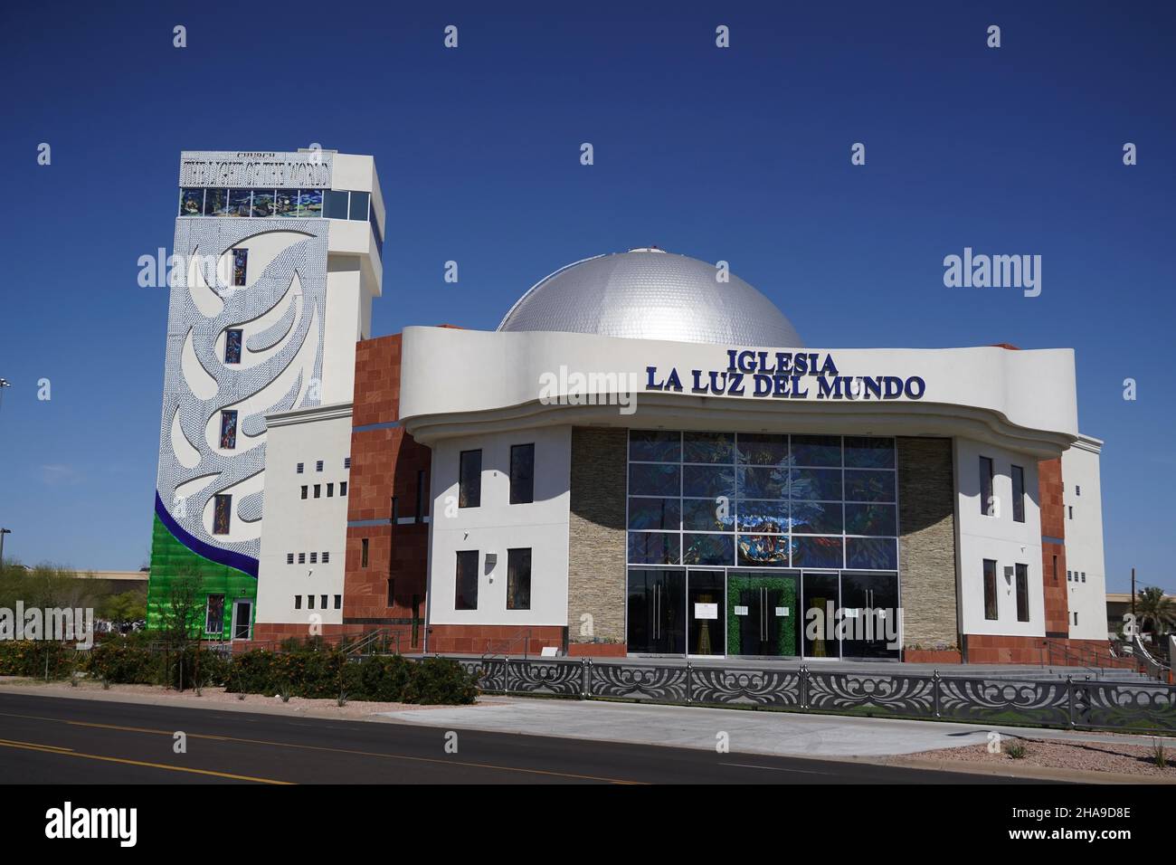 The temple of the Mexico-based evangelical megachurch La Luz del Mundo ...