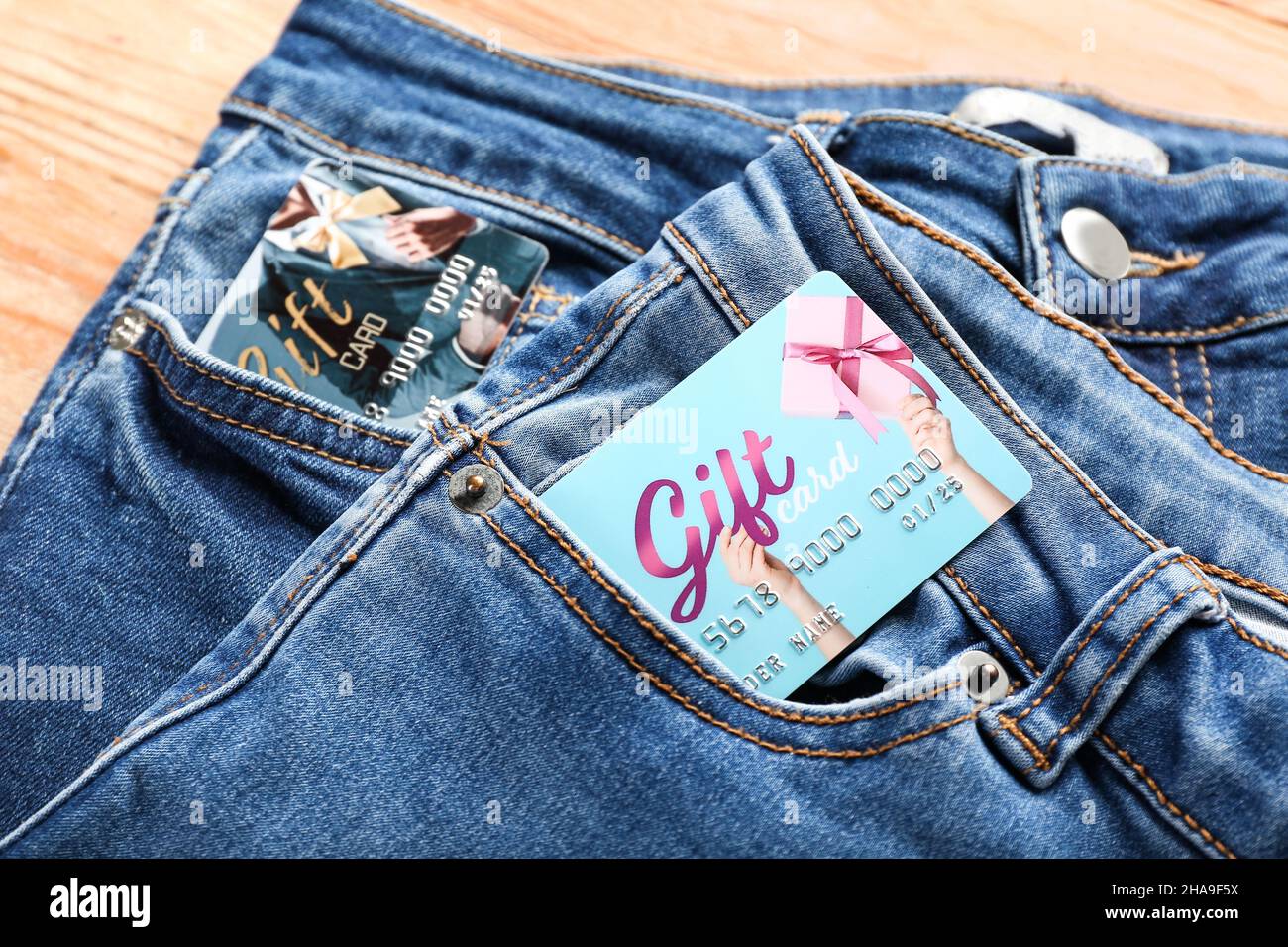 Birthday cards free hi-res stock photography and images - Alamy