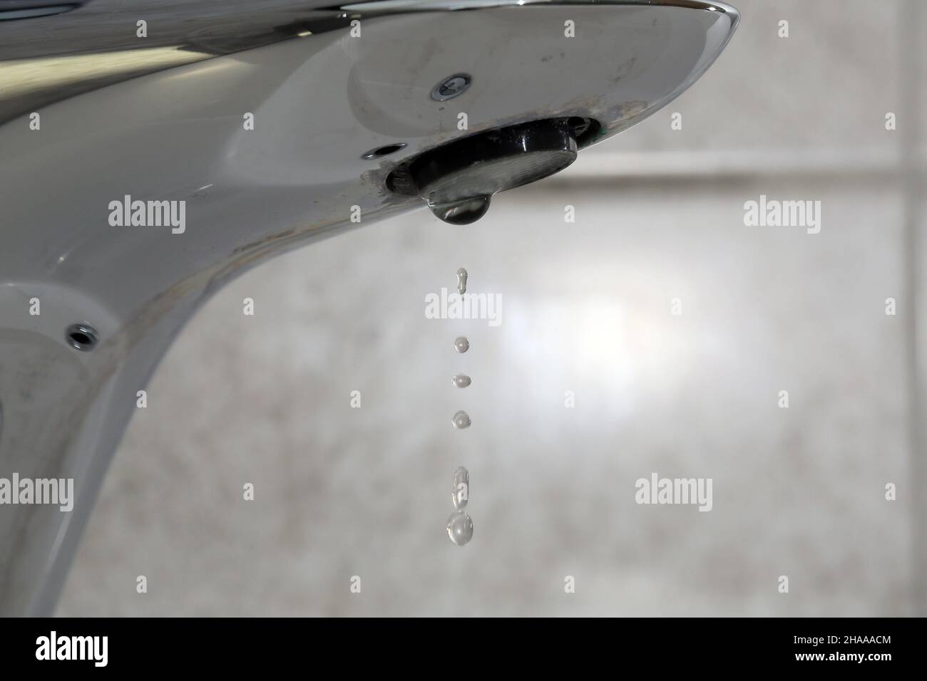 Leak water hi-res stock photography and images - Alamy