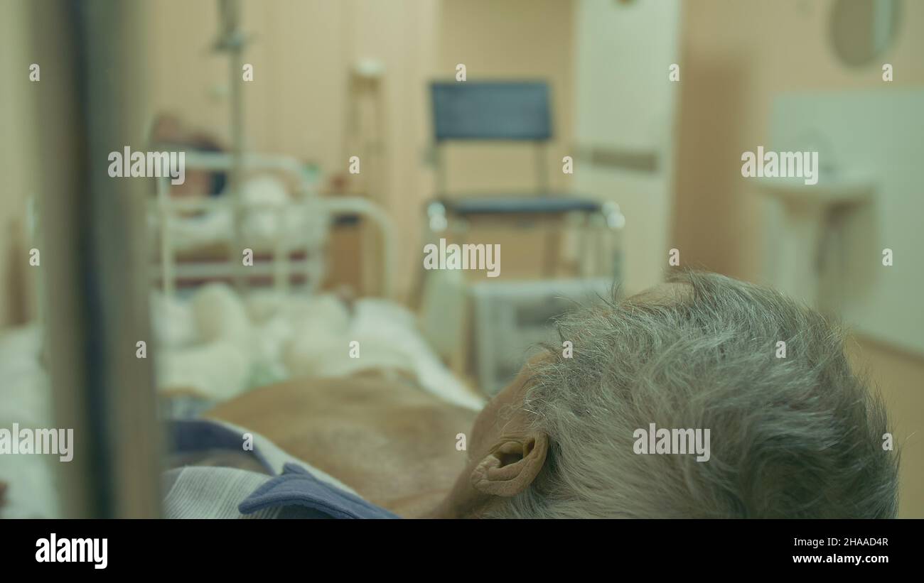 The patient is 72 years old. Extensive polyarthritis. Surgery hip ...