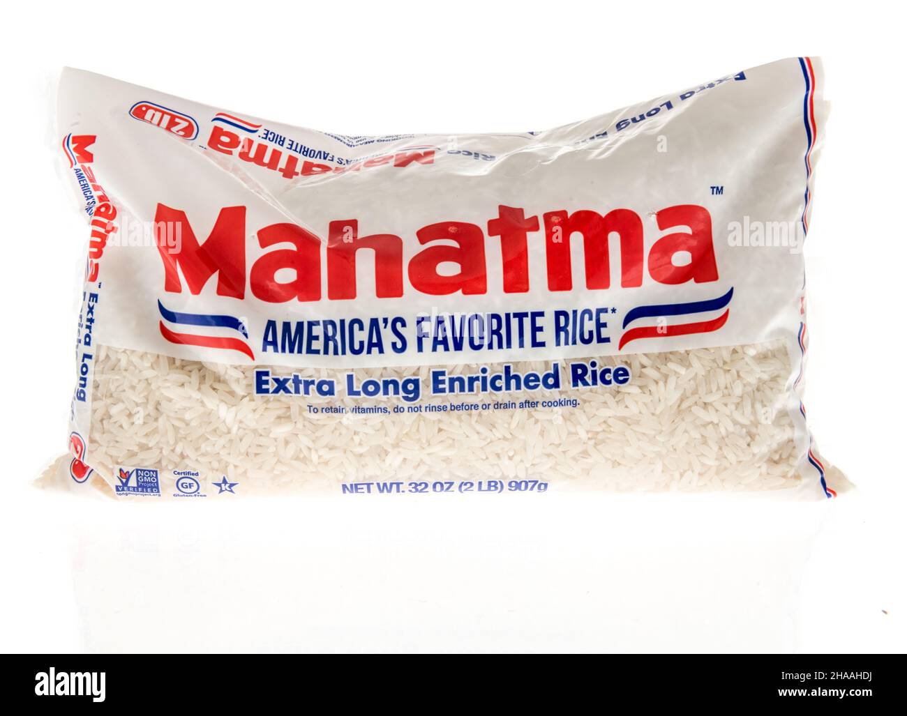 Winneconne, WI -7 December 2021: A package of Mahatma white rice on an ...