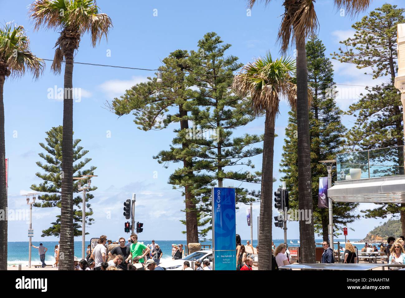 Manly suburb of Sydney by the coast and pedestrianised cross area of ...