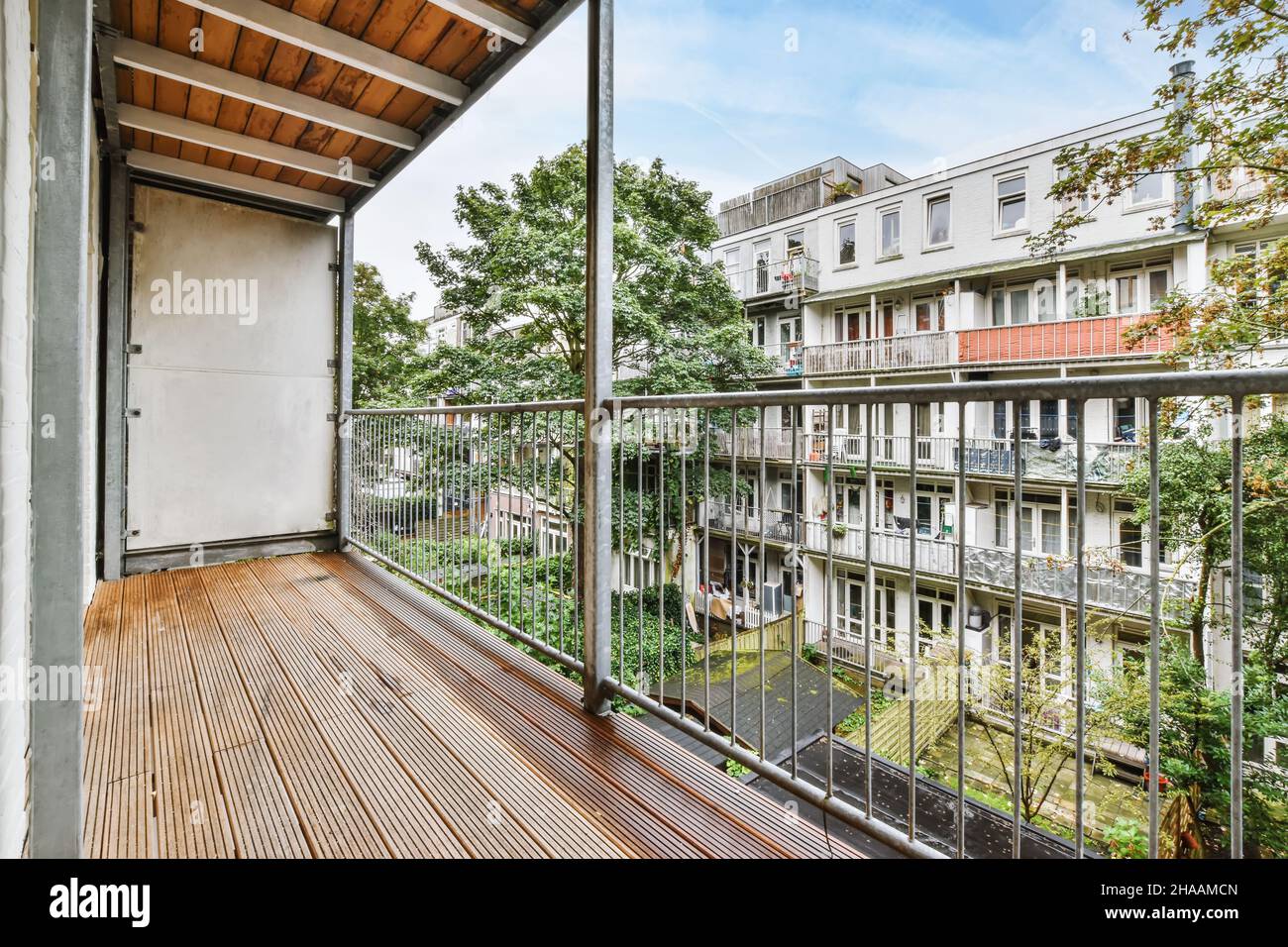 Stunning balcony hi-res stock photography and images - Alamy