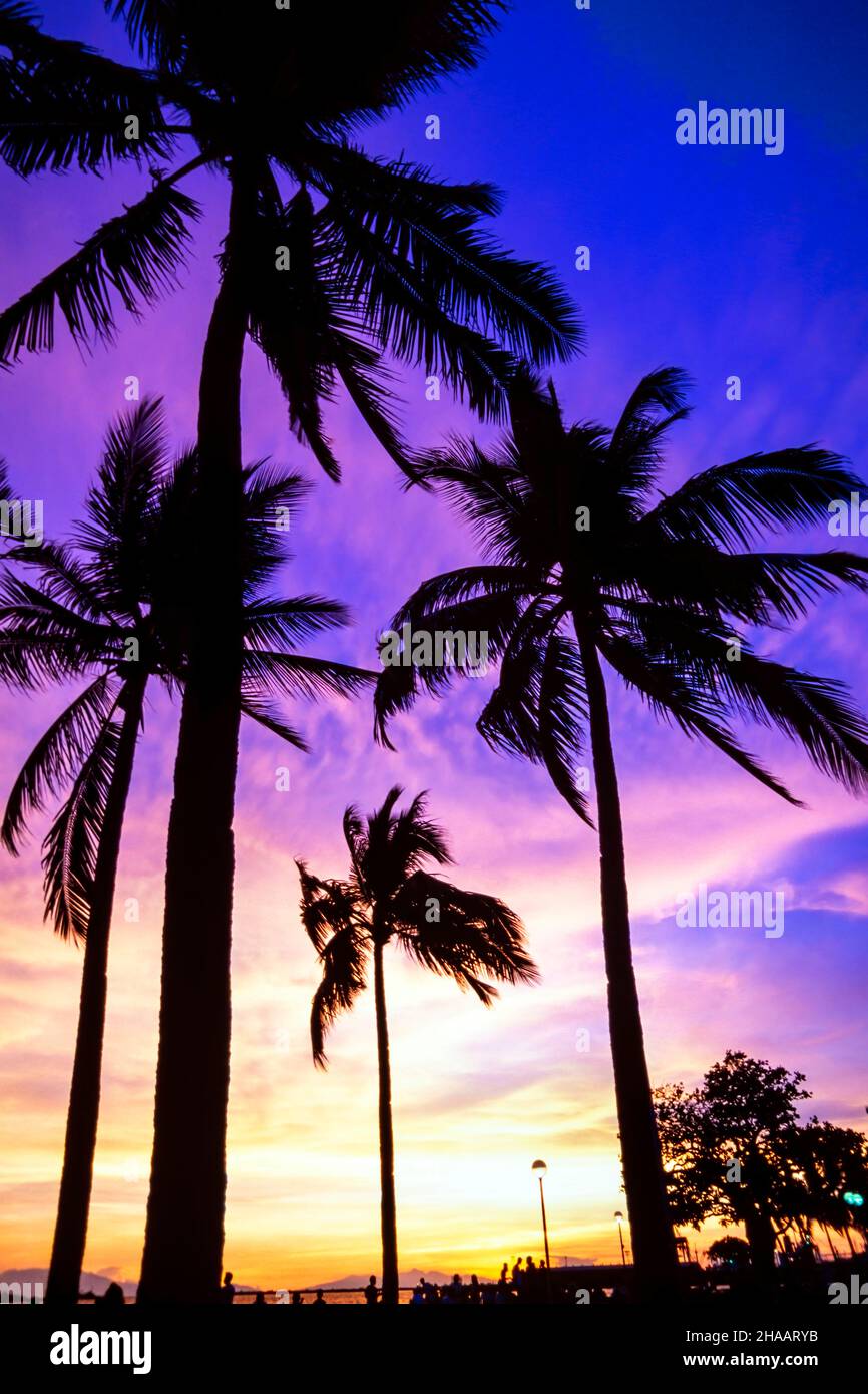 Sunset landscape over Manila Bay, Philippines Stock Photo - Alamy