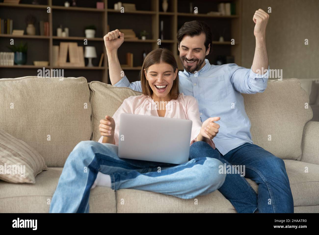 Happy shocked hi-res stock photography and images - Alamy