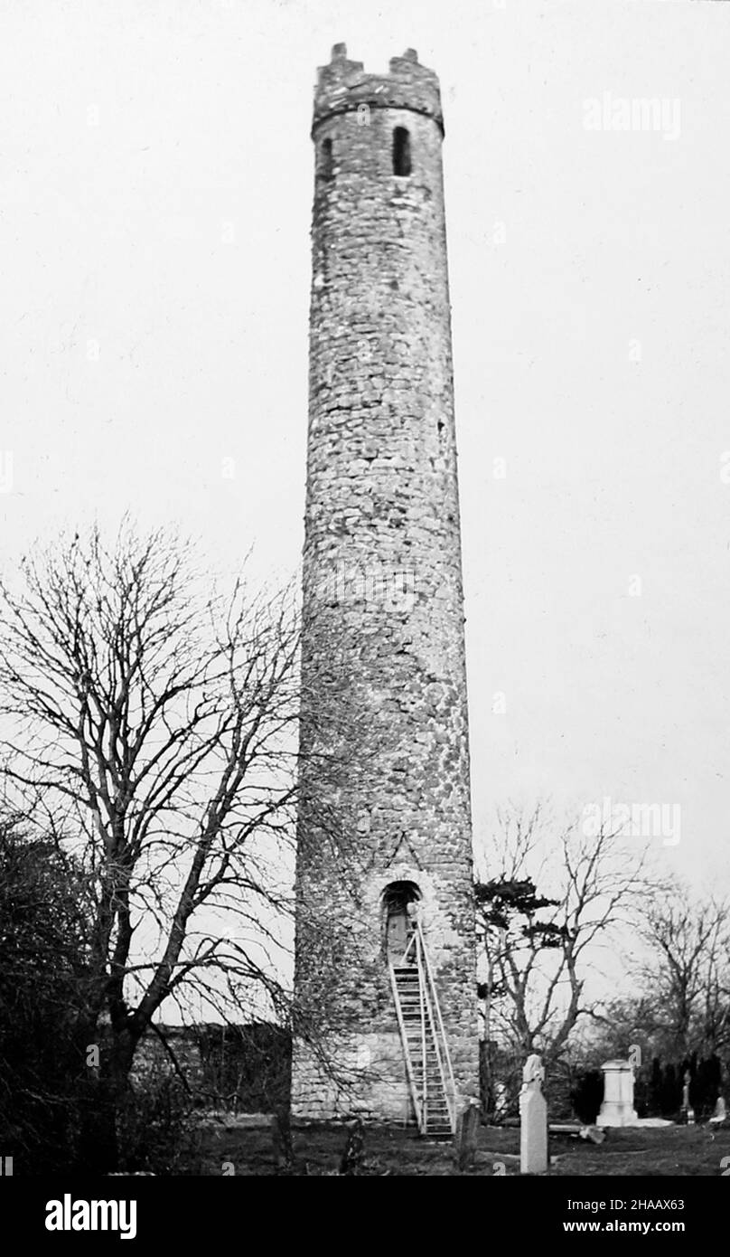 Round Tower, Kildare, Ireland, Victorian period Stock Photo - Alamy