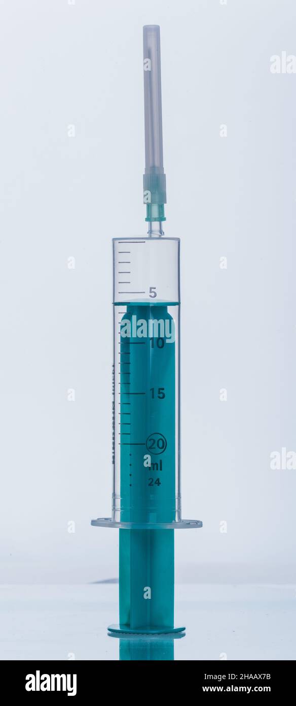 Medicine, Injection, vaccine and disposable syringe isolated, drug ...
