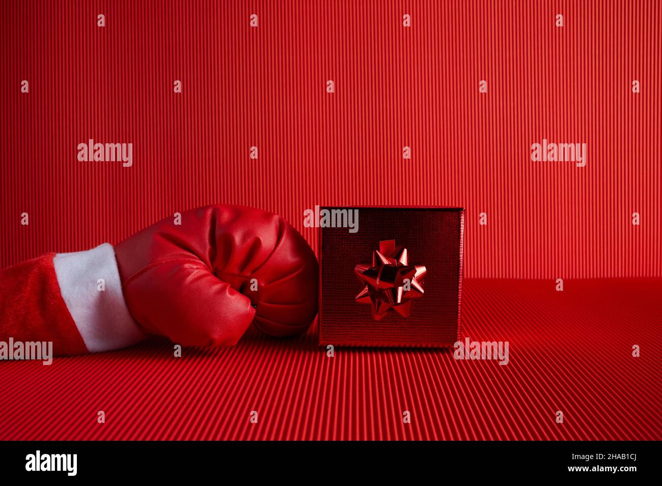 Boxing glove spring hi-res stock photography and images - Alamy