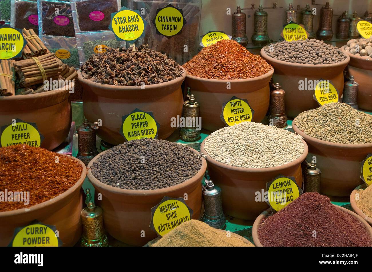 colorfull spices in Istanbul's Spice Bazaar, Turkey Stock Photo - Alamy