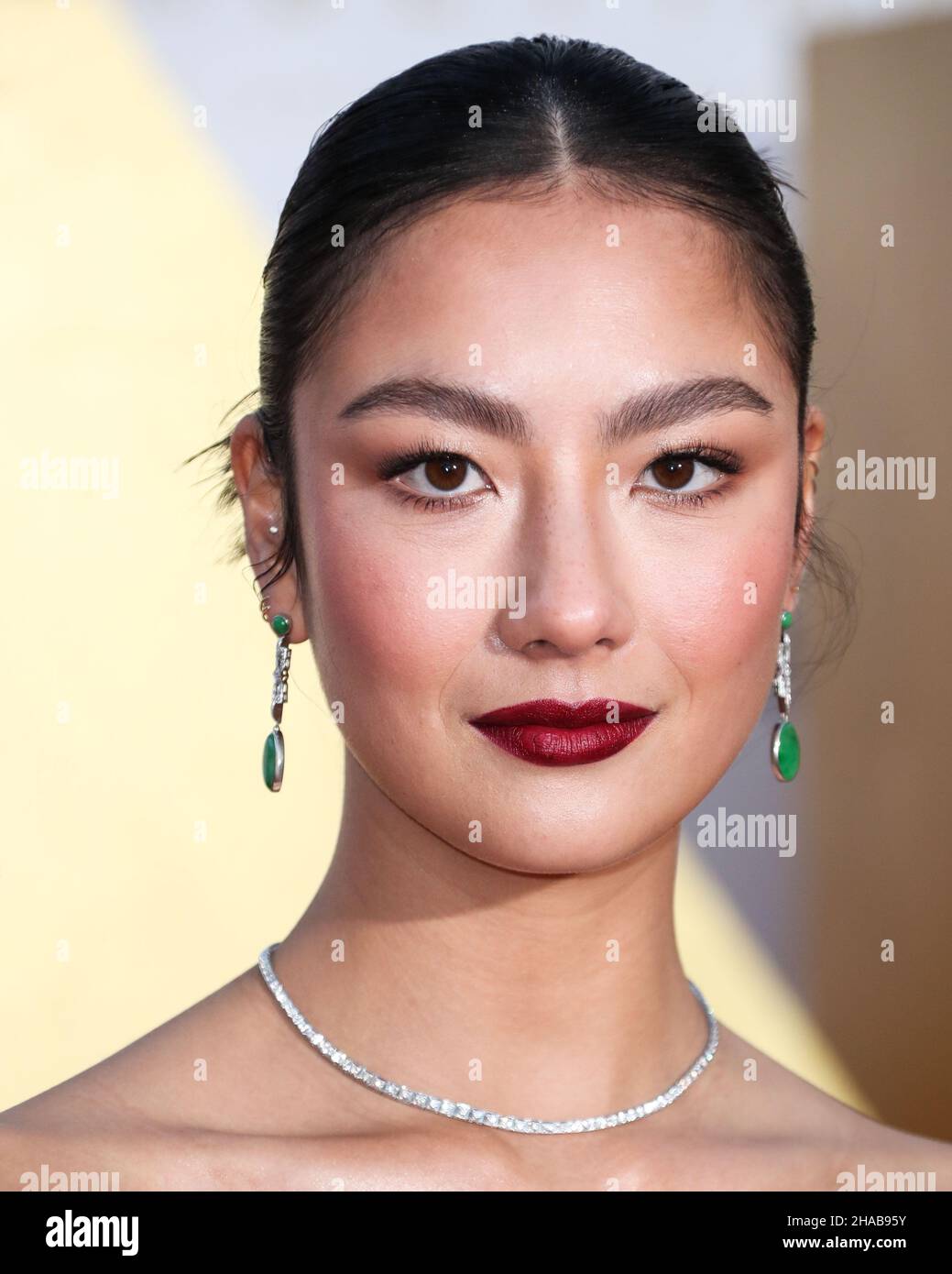 BEVERLY HILLS, LOS ANGELES, CALIFORNIA, USA - DECEMBER 11: Actress ...