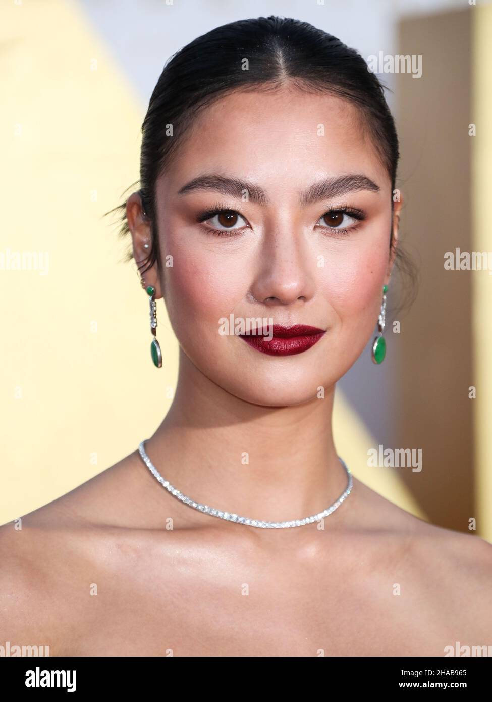 BEVERLY HILLS, LOS ANGELES, CALIFORNIA, USA - DECEMBER 11: Actress ...