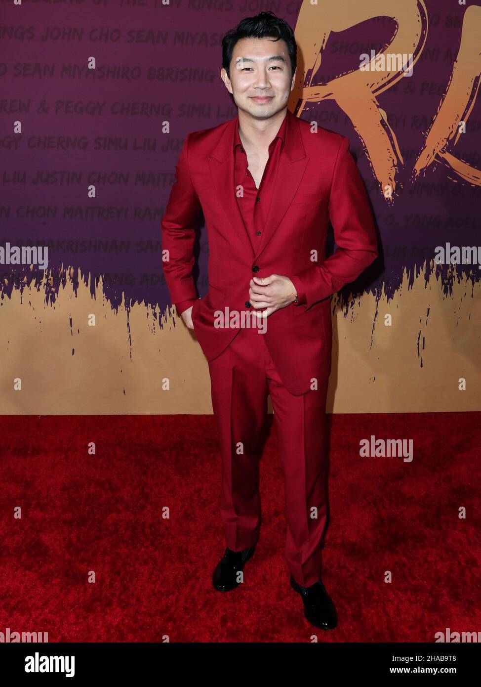 BEVERLY HILLS, LOS ANGELES, CALIFORNIA, USA - DECEMBER 11: Canadian ...