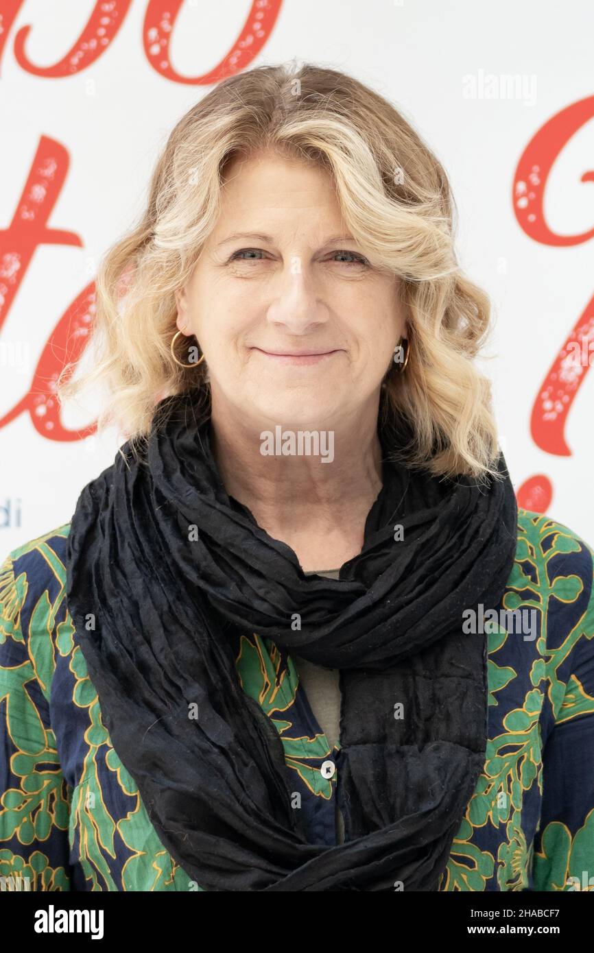 Angela finocchiaro actress hi-res stock photography and images - Alamy