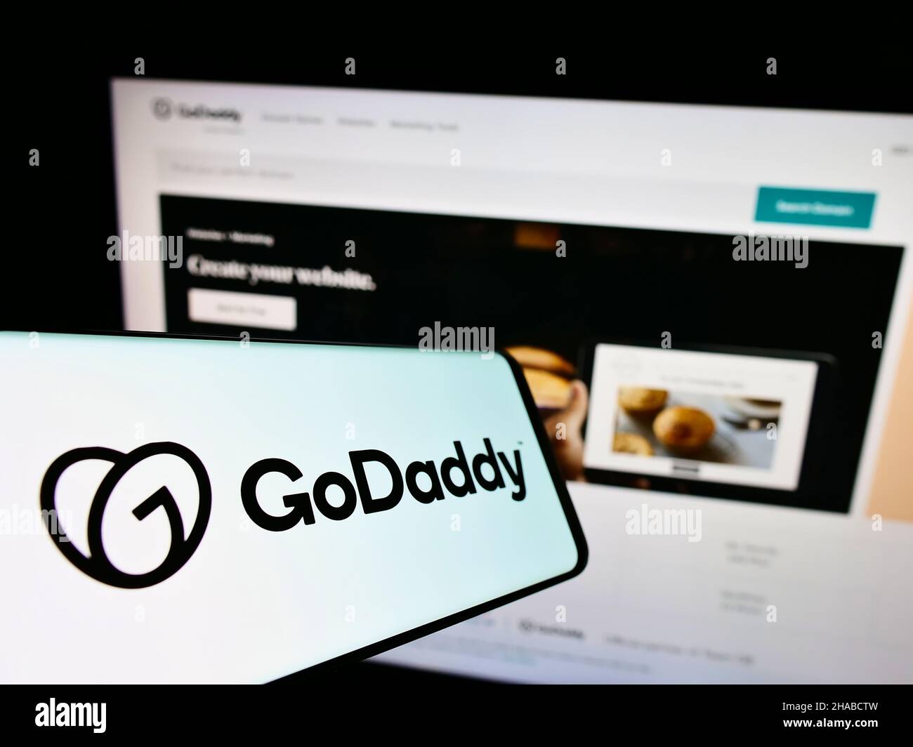 Godaddy logo hi-res stock photography and images - Alamy