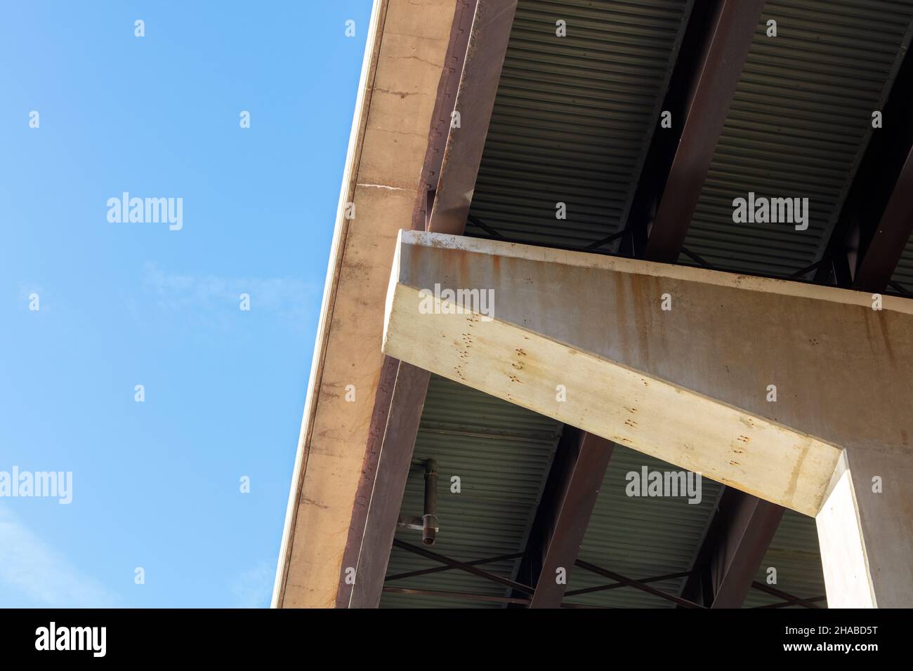 The base columns of a suspension bridge Stock Photo - Alamy