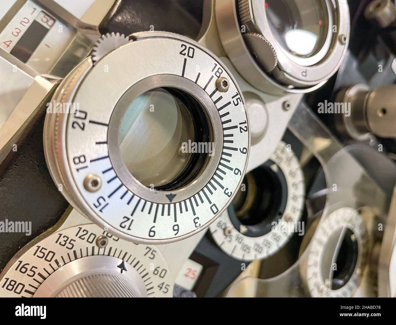 Phoropter refraction hi-res stock photography and images - Alamy
