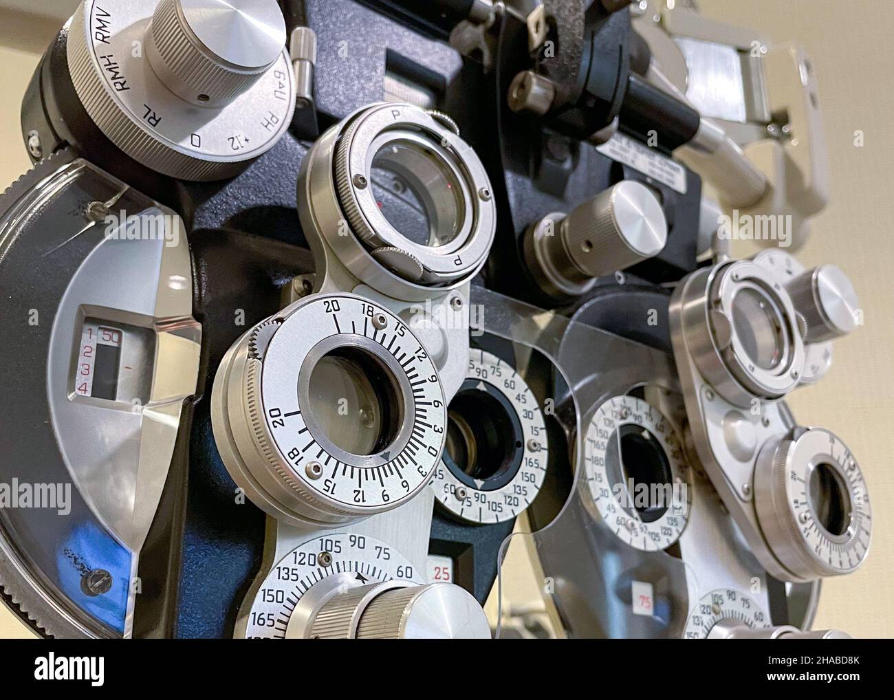 Ophthalmic instruments hi-res stock photography and images - Alamy