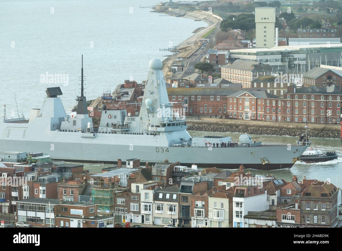 HMS Diamond returns Portsmouth Stock Photo - Alamy