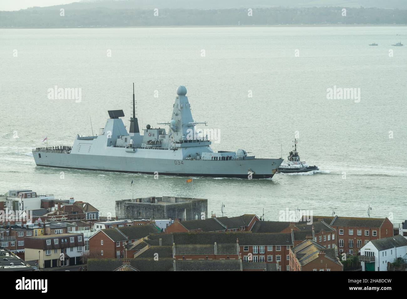 HMS Diamond strike force destroyer enters Portsmouth Stock Photo - Alamy