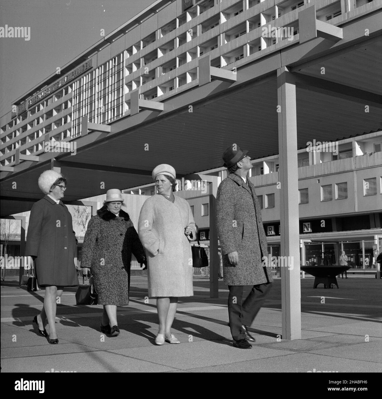 Peter sniegon hi-res stock photography and images - Alamy