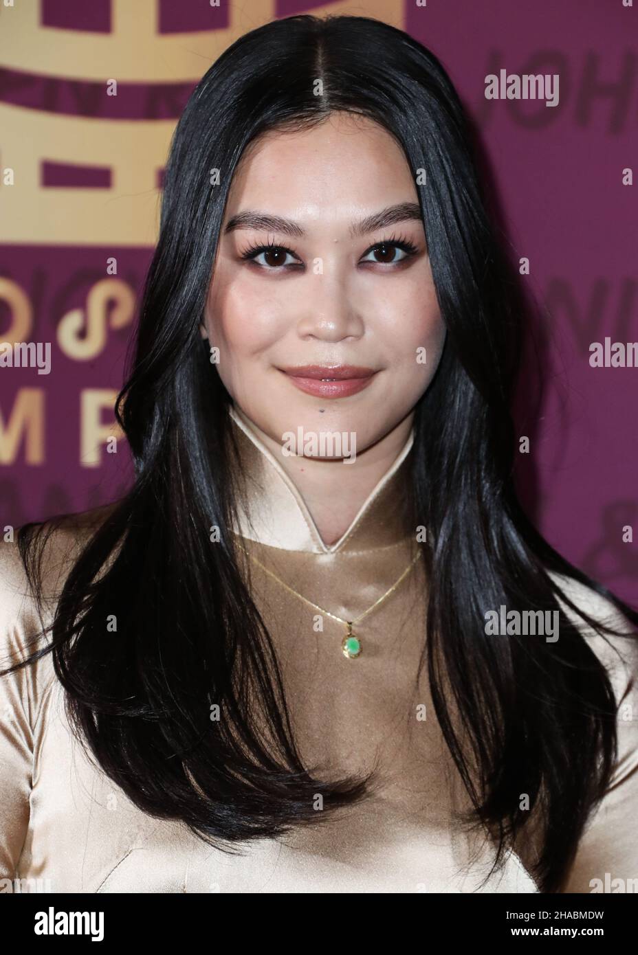 BEVERLY HILLS, LOS ANGELES, CALIFORNIA, USA - DECEMBER 11: Canadian ...