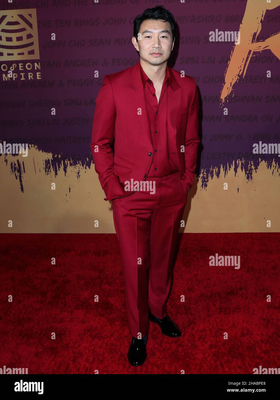 BEVERLY HILLS, LOS ANGELES, CALIFORNIA, USA - DECEMBER 11: Canadian ...