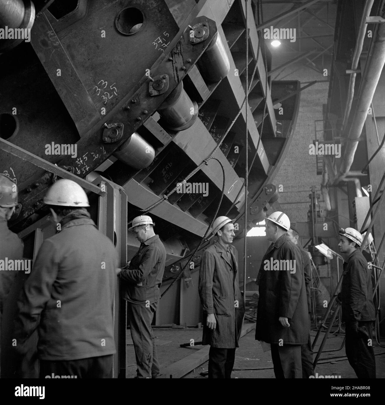 Electric arc furnaces hi-res stock photography and images - Alamy