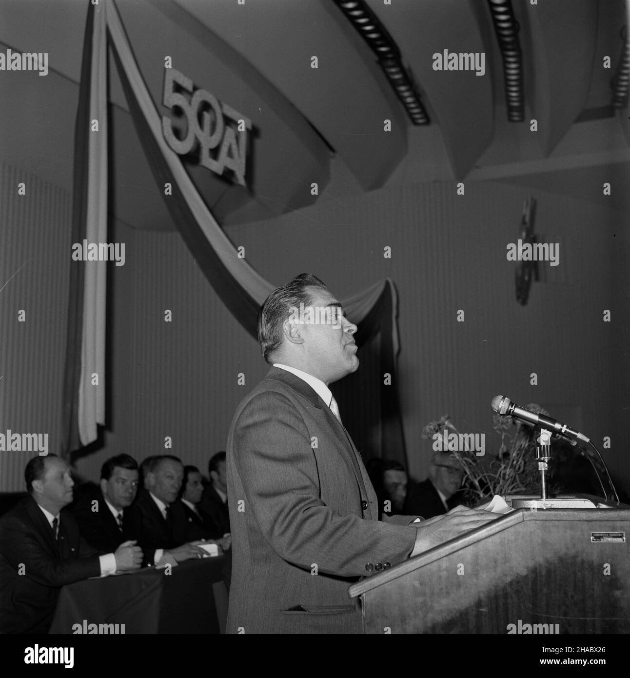 Warszawa, 1969-11-08. Uroczystoœci z okazji 50-tej rocznicy powo³ania ...