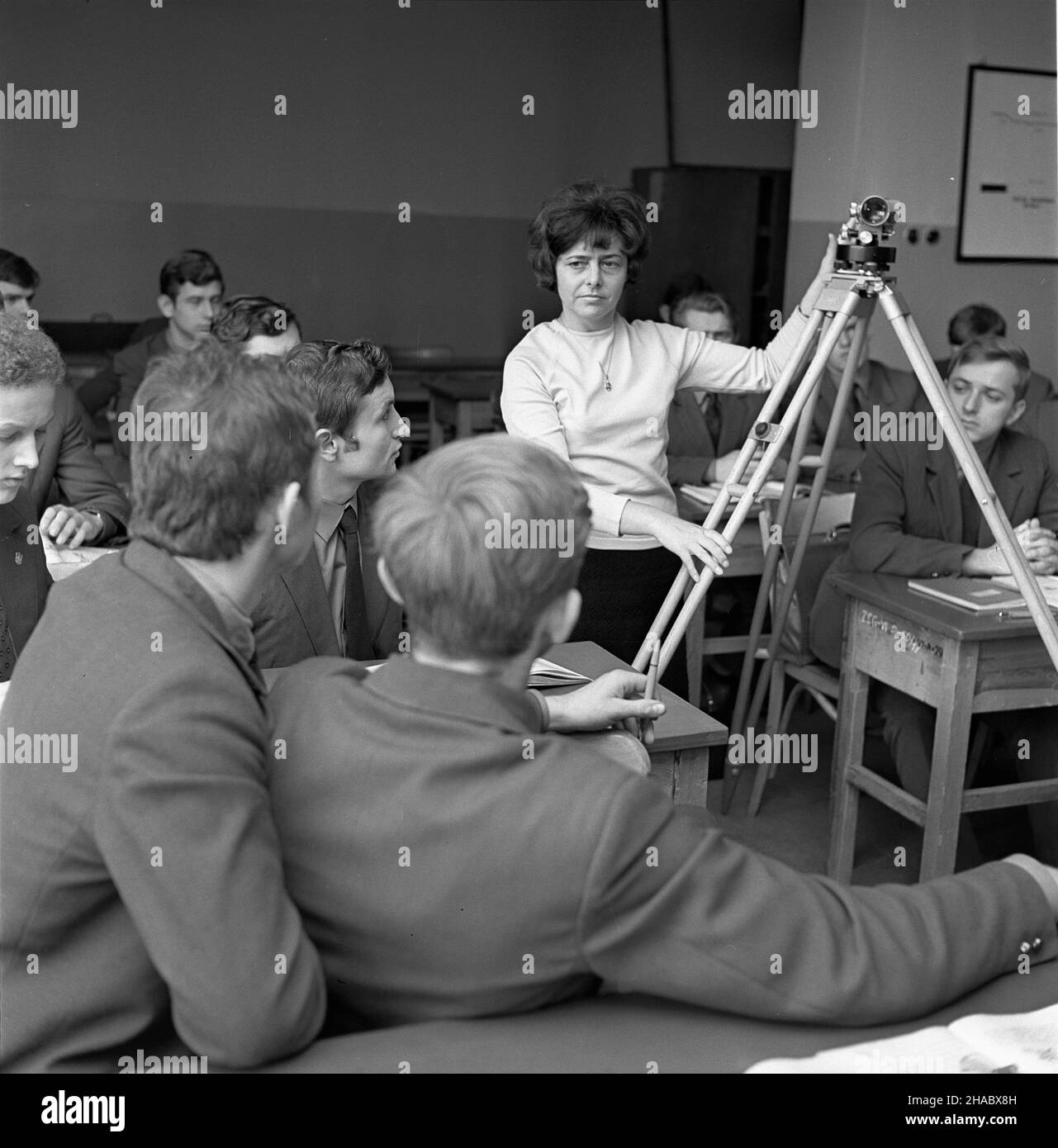 Tachimetria hi-res stock photography and images - Alamy