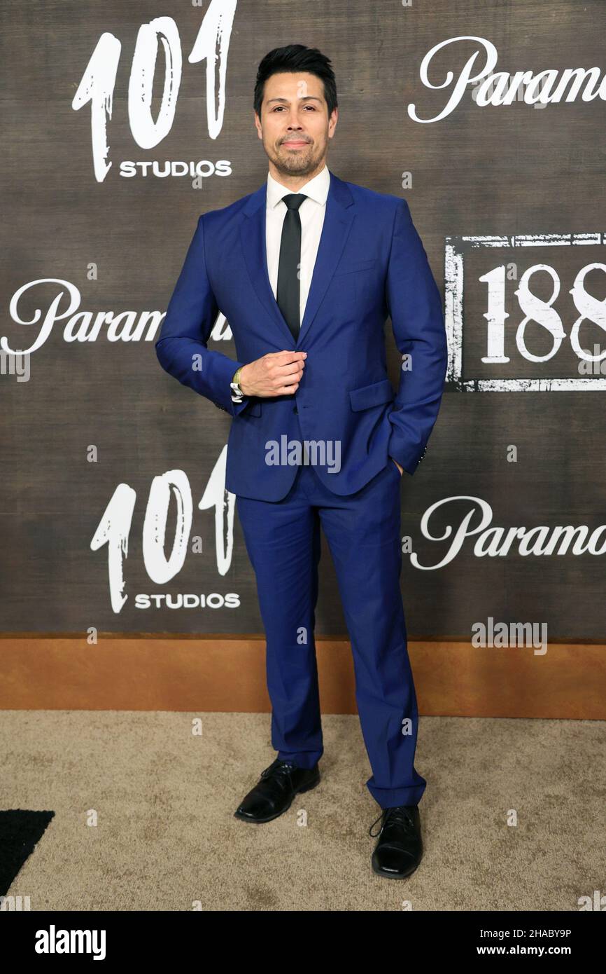 Matt medrano hi-res stock photography and images - Alamy