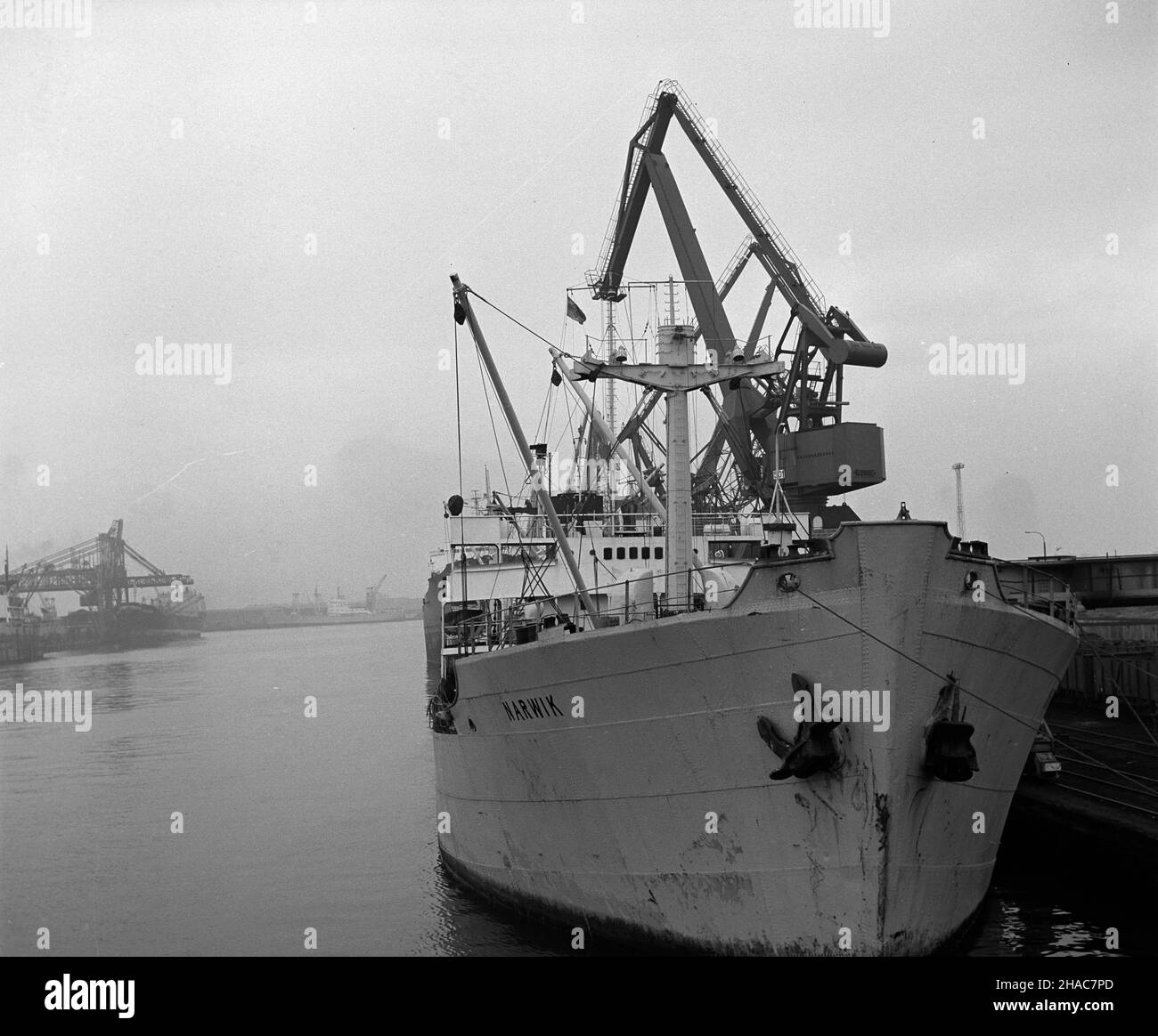 British cargo ship 1942 hi-res stock photography and images - Alamy