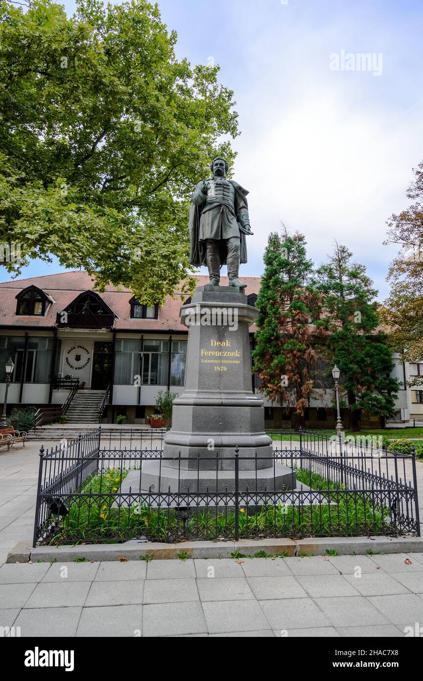 Statue of Deak Ferenc in front of the Deak Ferenc County Library in ...
