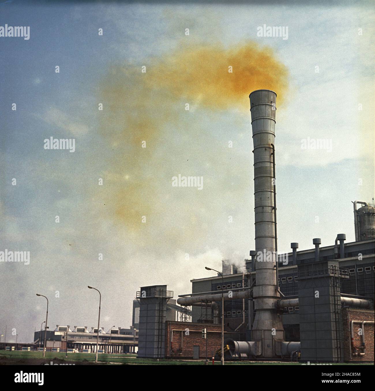 Nitric acid production plant hi-res stock photography and images - Alamy