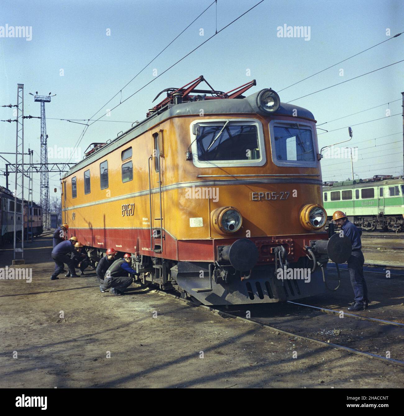 Pkp ep05 electric locomotive hi-res stock photography and images - Alamy