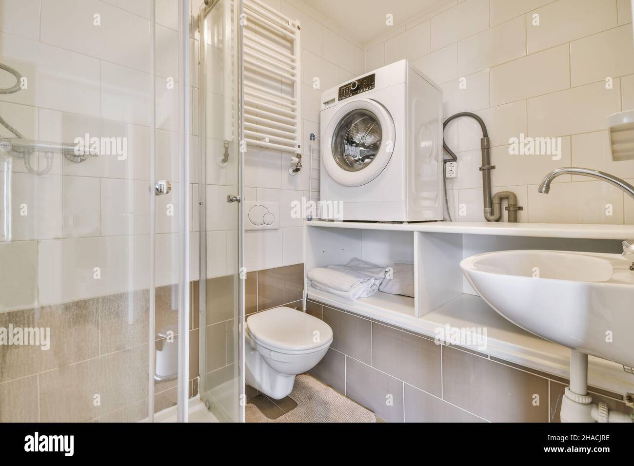 Washing radiator hi-res stock photography and images - Alamy