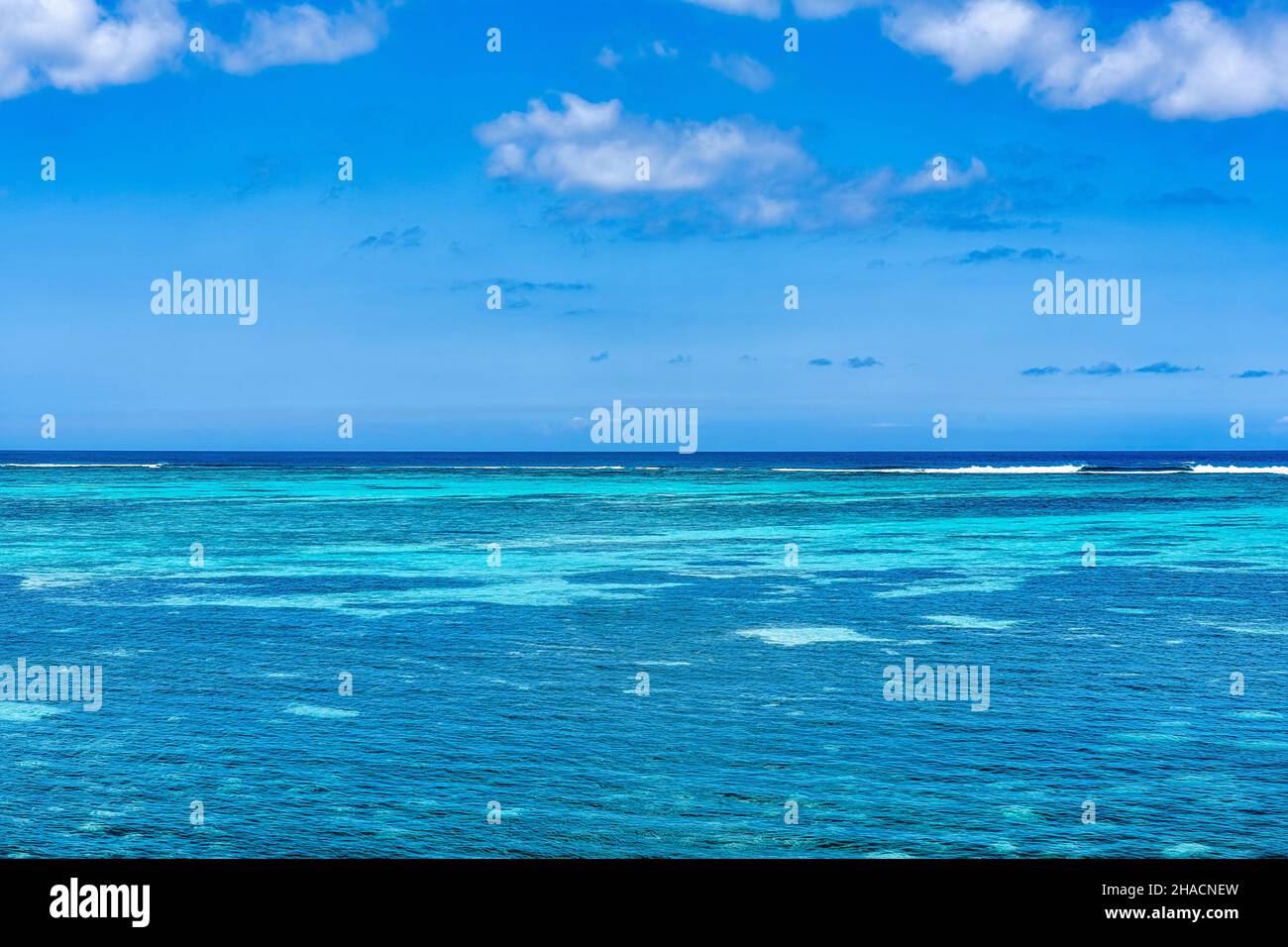 Mauritius sea water view, island turquoise waters, ripple waves aqua ...