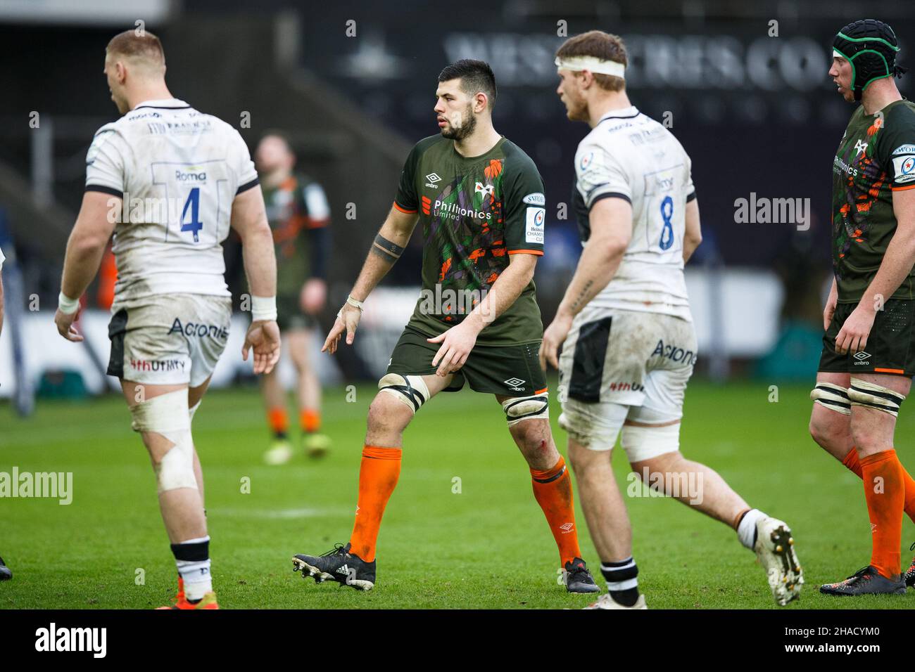Rhys davies rugby hi-res stock photography and images - Alamy